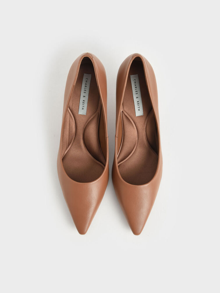 ポインテッド キトゥンヒールパンプス - ブラウン | CHARLES & KEITH (チャールズアンドキース) 公式通販
