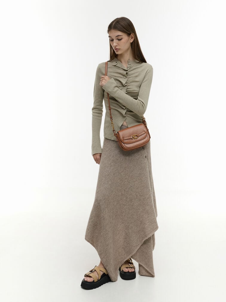 クロスボディバッグ：使いこなし術とスタイリングガイド | CHARLES & KEITH (チャールズアンドキース) 公式通販
